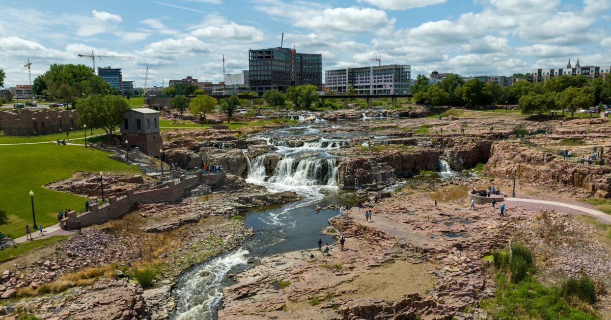 Falls Park | Experience Sioux Falls
