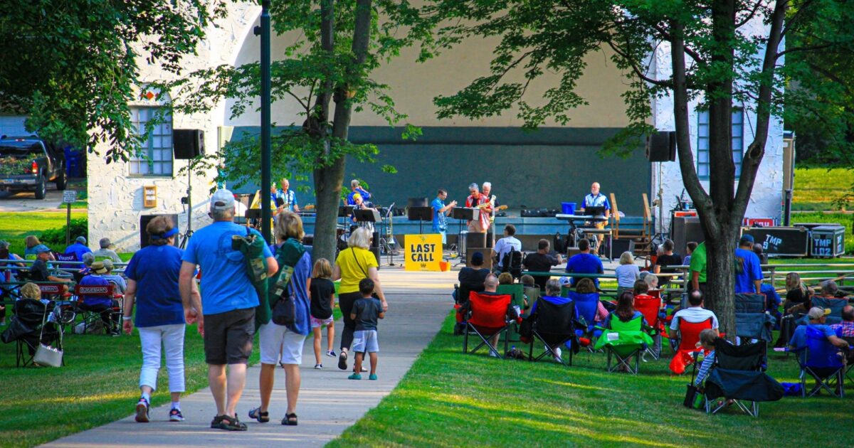 Mondays at McKennan: Just Whistlin' Dixie | Experience Sioux Falls